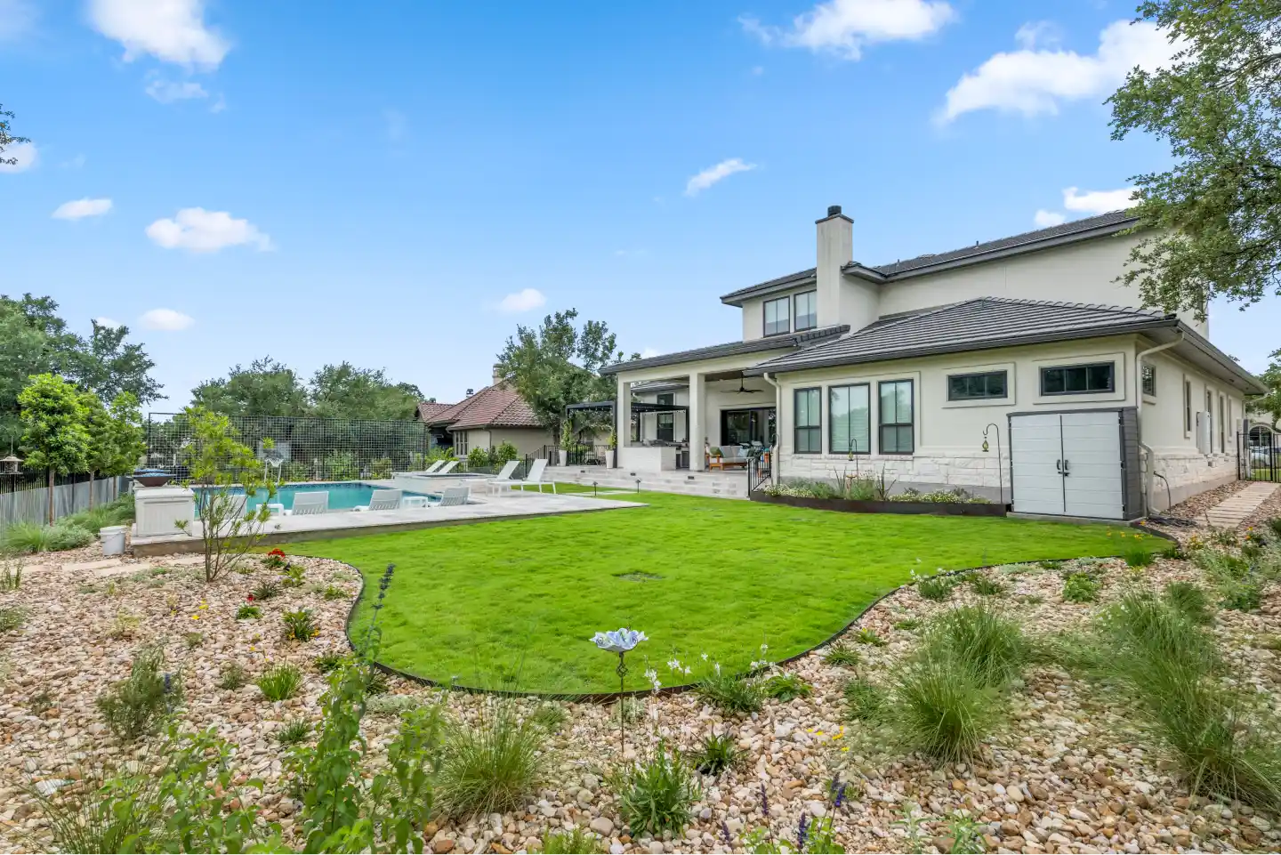 Thistle Trail - Cutter's Landscaping